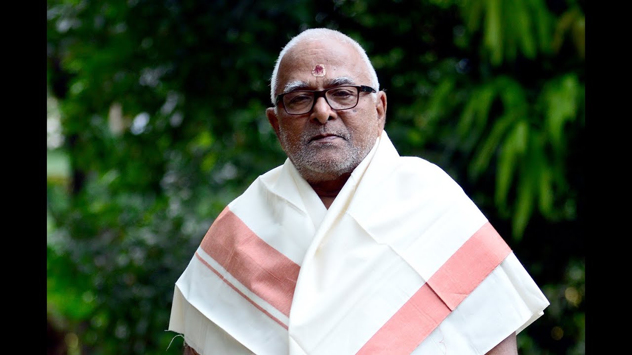 Kathakaliyile Madambi Sangeetham - കഥകളിയിലെ മാടമ്പി സംഗീതം - YouTube