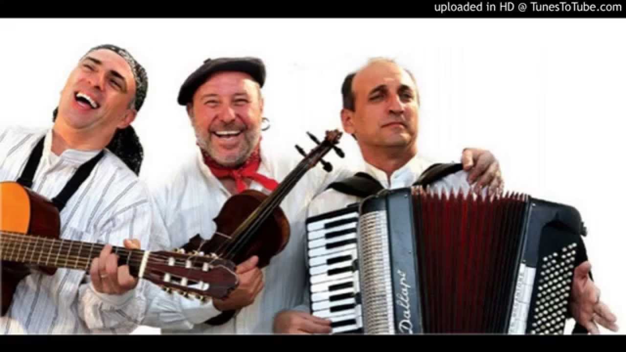 Trio Gust - Tamburaski mix - YouTube