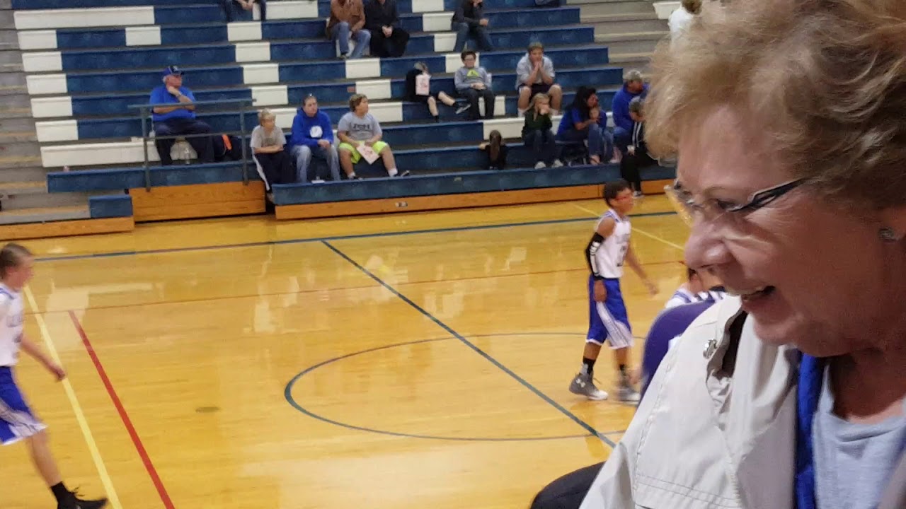 Thunder Ridge Middle School boys vs Lincoln - YouTube