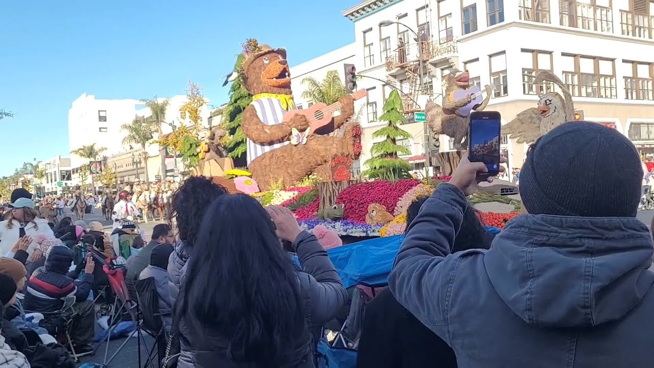 135th Tournament of Roses Parade in Pasadena California - YouTube