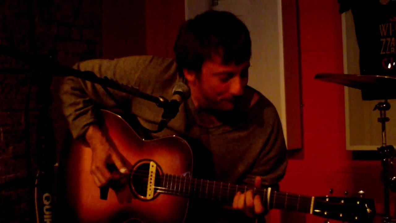 Graham Coxon - Sorrow's Army [live] - YouTube