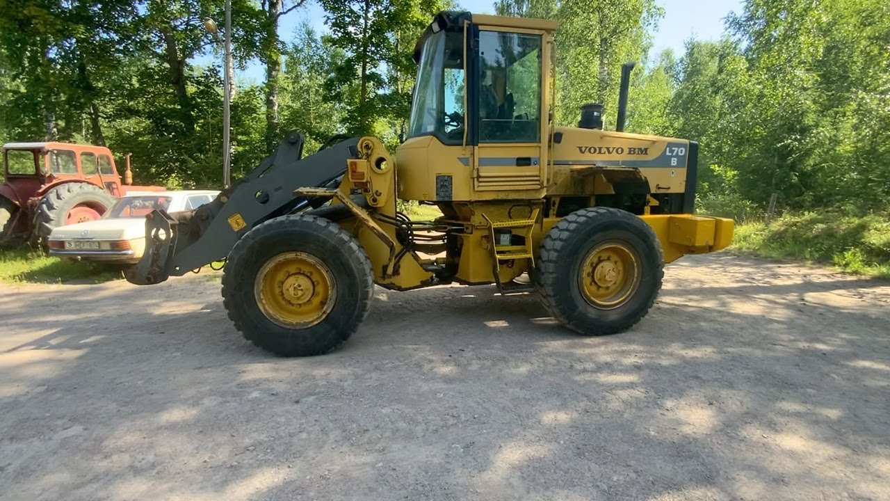 Köp Lastmaskin Volvo BM L70B på Klaravik - YouTube