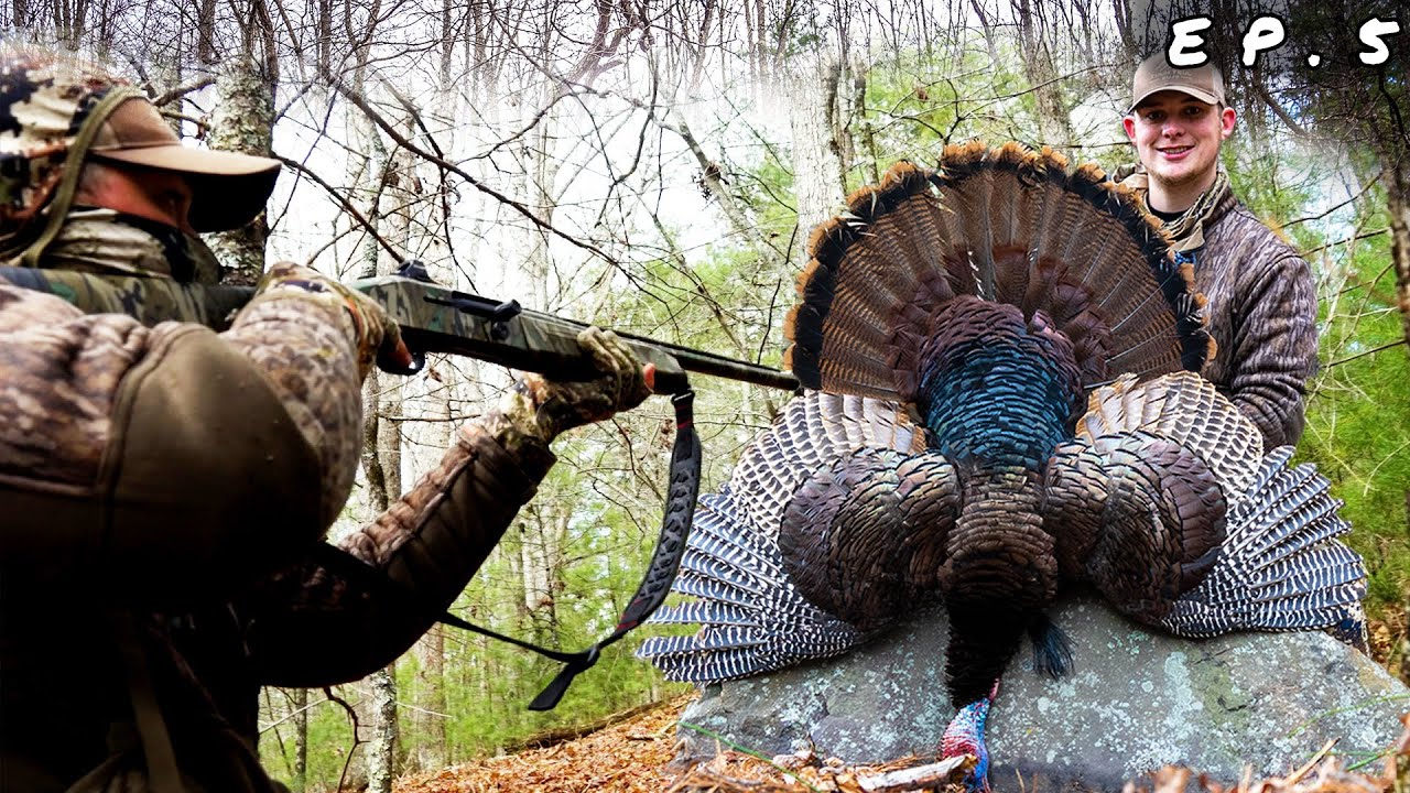 OPENING DAY GOBBLER IN VIRGINIA | Turkey Hunting Public Land - YouTube