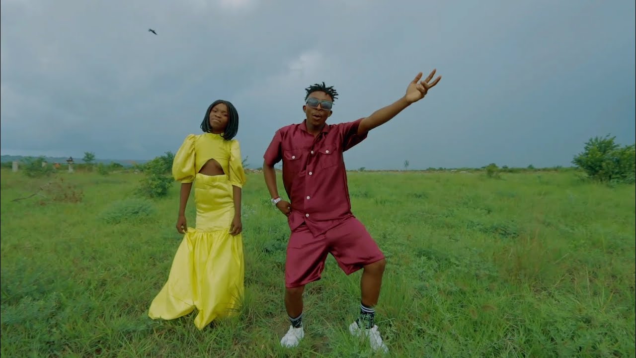 Nevinho Star Ft Estrela Dina -MARÍA (Official Music Video) - YouTube