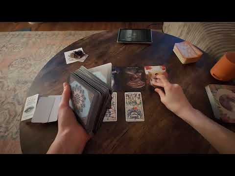 TAROT: Çocukluk Yaralarının Şifa Zamanı  | Kolektif Açılım 