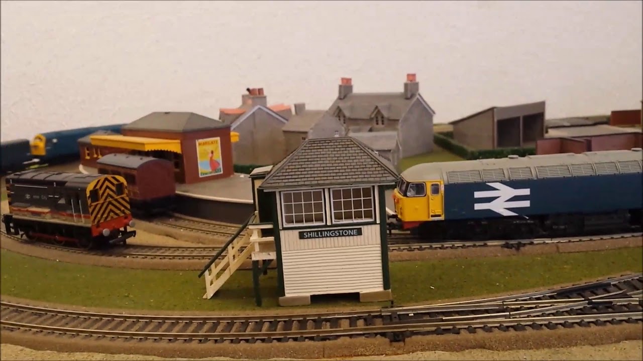 Hornby R084 BR Bo-Bo Class 29 Locomotive No. 6124 BR Blue Small Logo ...