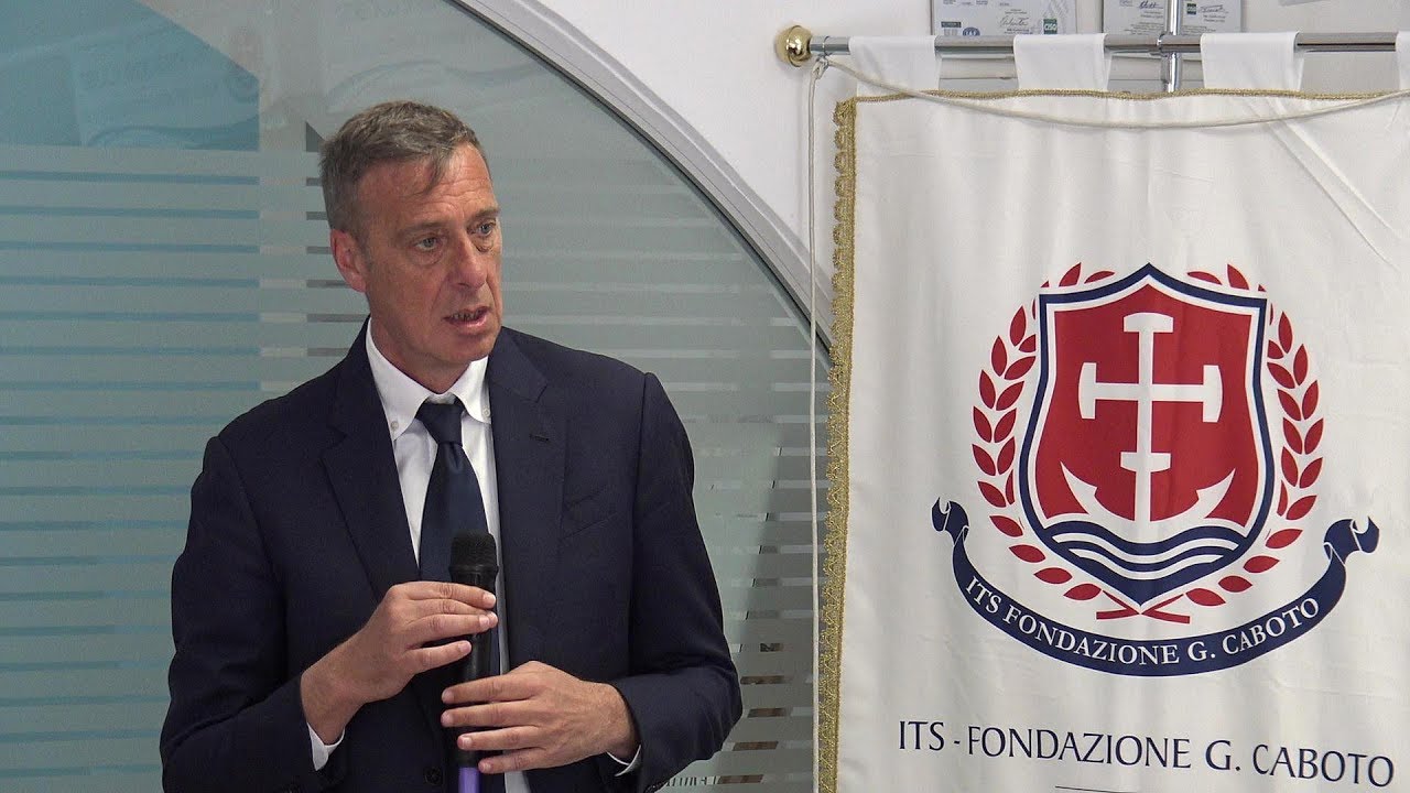 Presidente della Confcommercio Lazio e Lazio Sud Giovanni Acampora ...