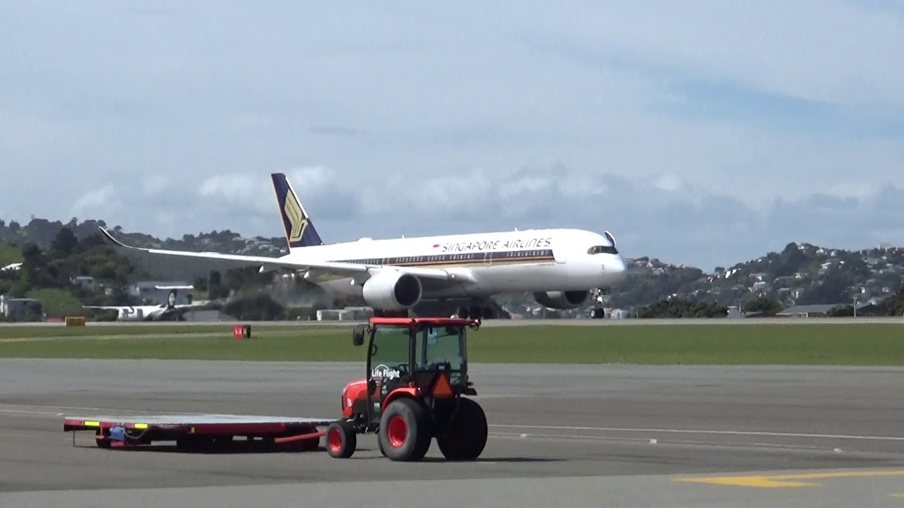 Wellington Airport - INAUGURAL SQ248 Singapore Airlines Airbus A350-900 ...