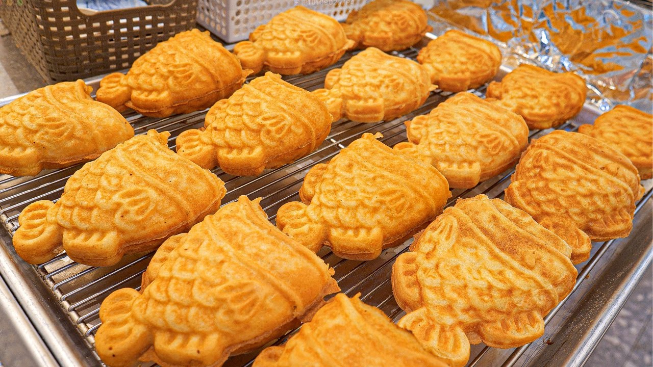 Korea Food! Bungeobbang, Korea’s representative winter snack! Pizza ...