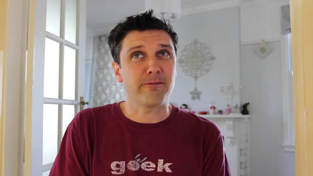 Benjamin Loomes's BIO - YouTube