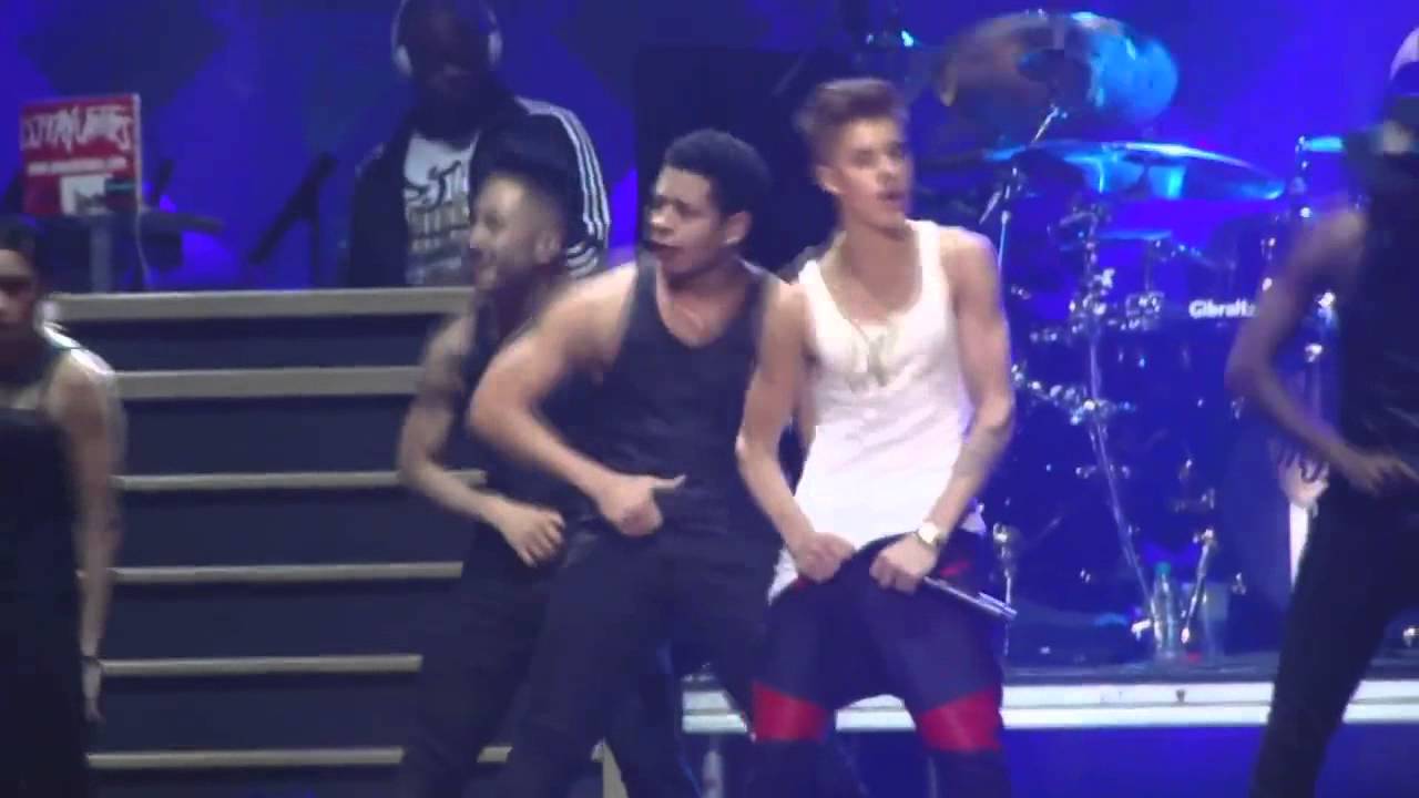 Justin Bieber - Best Dance Moves - YouTube