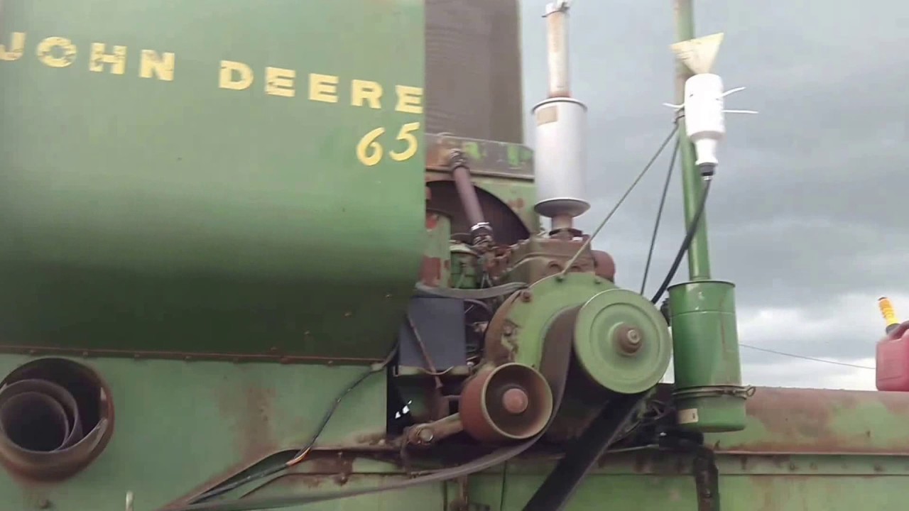 John Deere 65 Running - YouTube