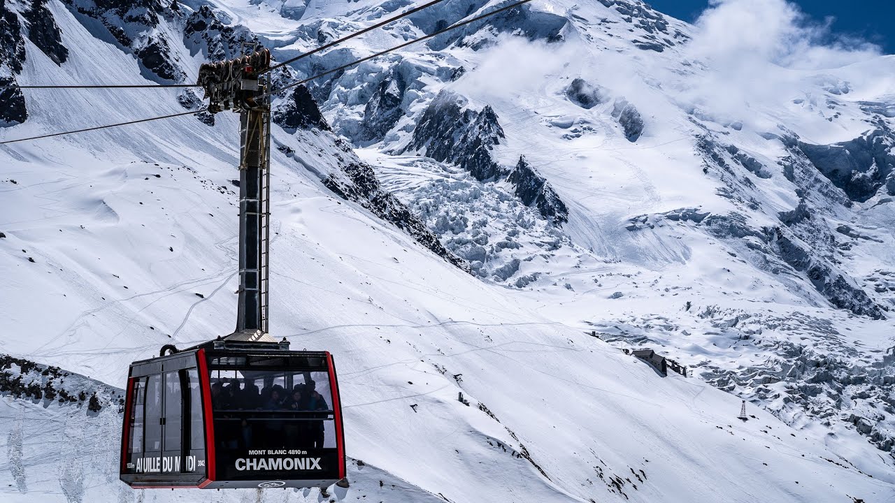 Cable car Aiguille du Midi Chamonix (France) - YouTube
