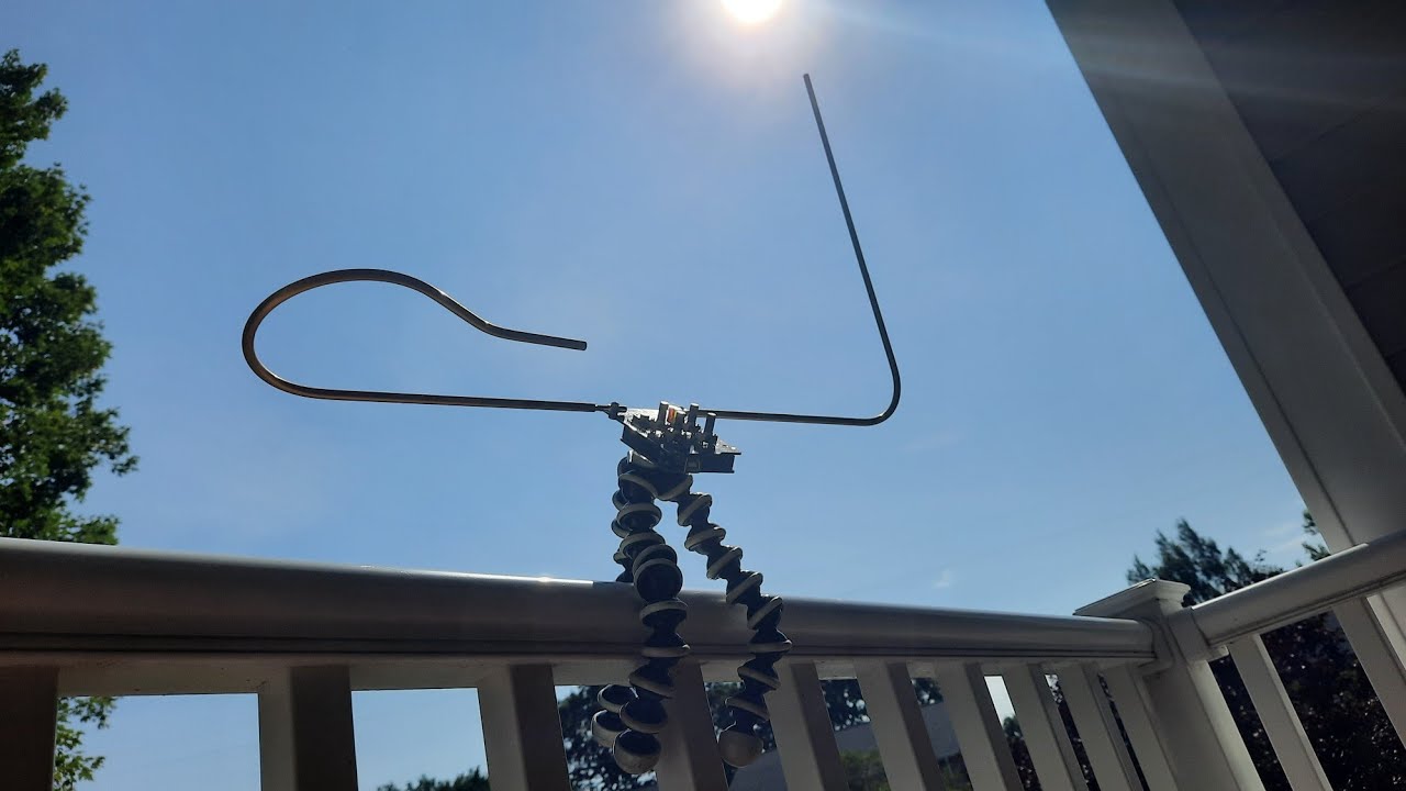 Finally, an open-source theremin! (Demo and circuit analysis of the ...