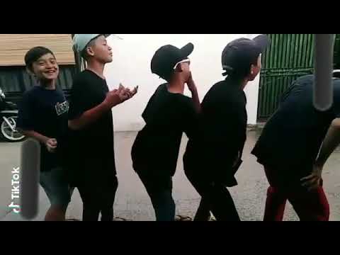 Anak remaja joget wik wik wik wik aisyah😂