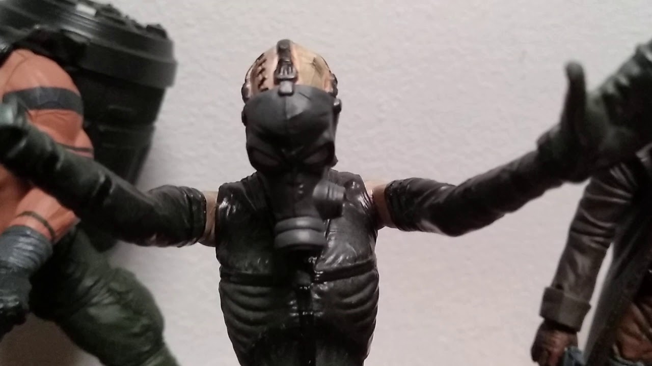 Coleccion metal gear solid macfarlane - YouTube