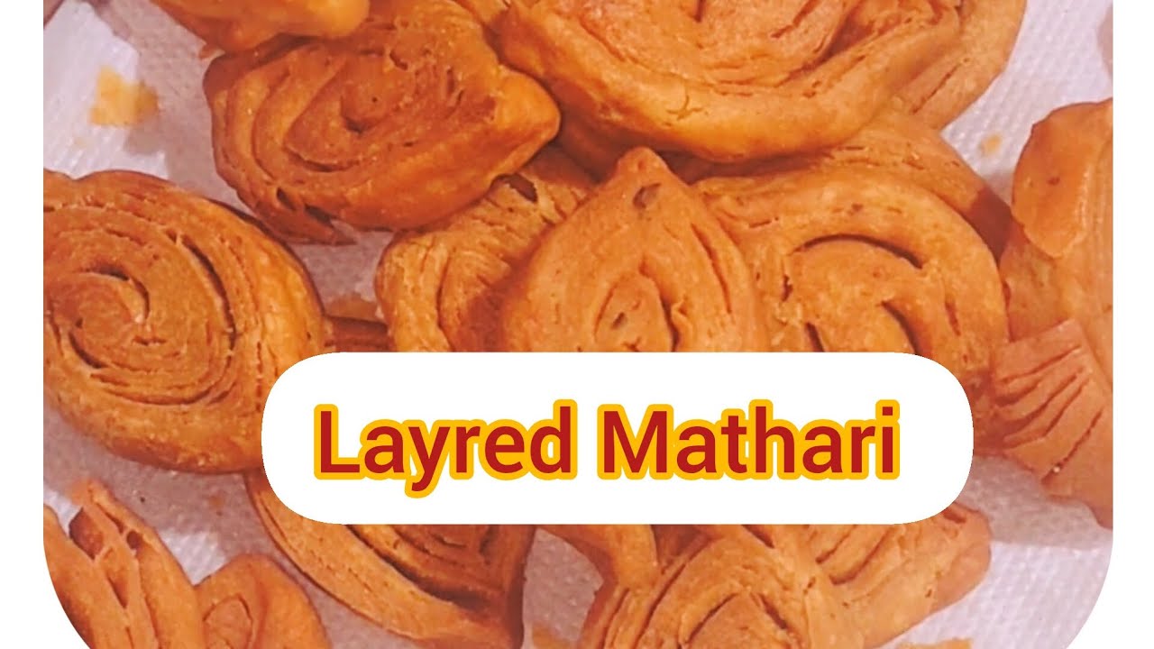 @RanveerBrar @RakshakiRasoi1 Layered Namkin Mathari #recipe #holi # ...