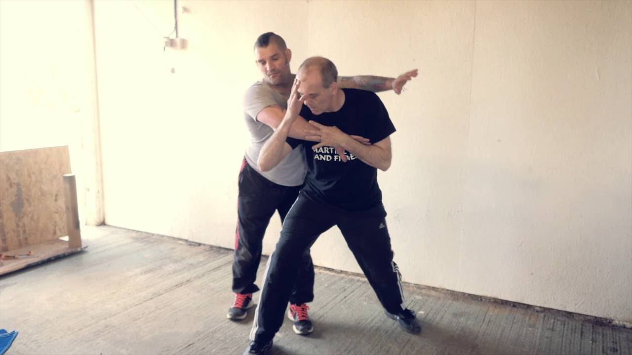 ESCAPE A BEAR HUG GRAPPLE - HOW TO - YouTube