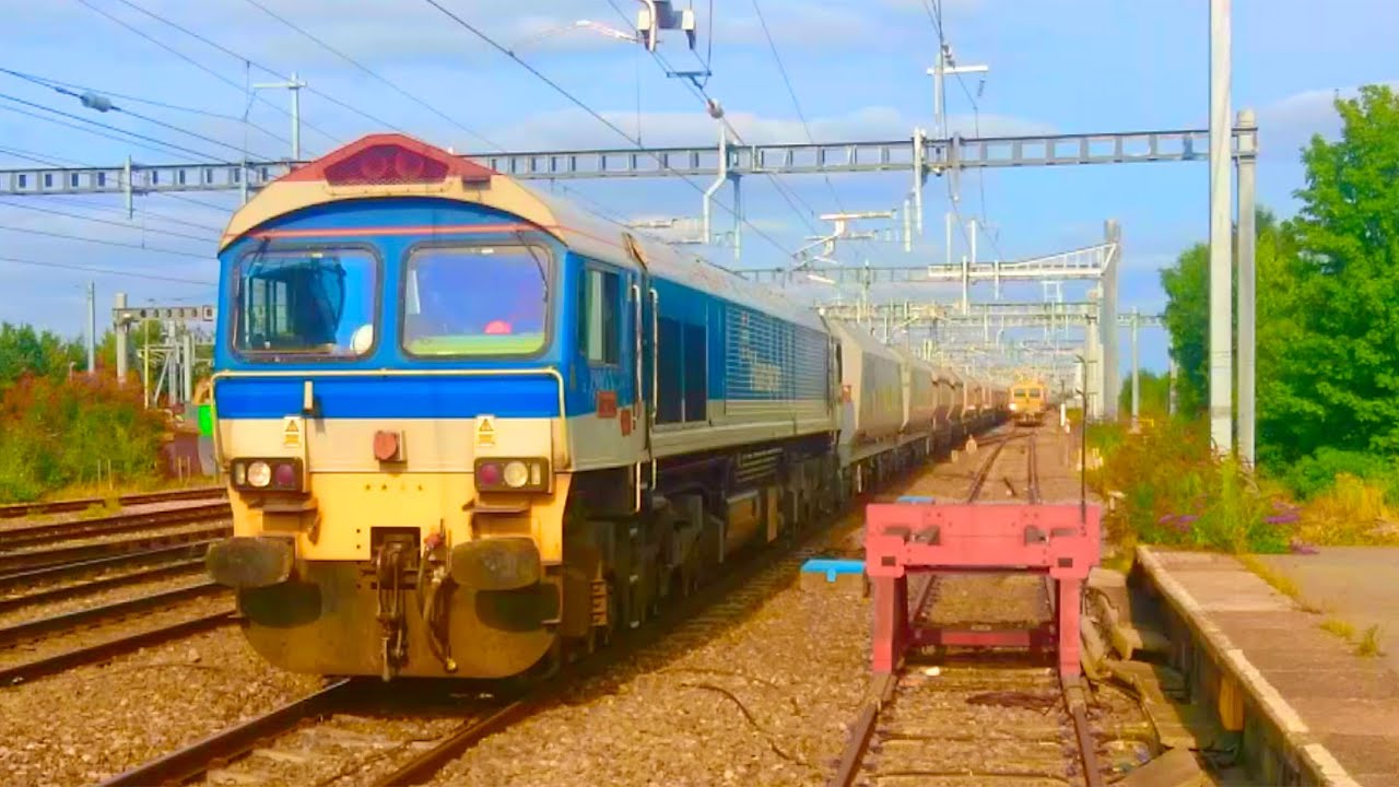 Closely Observed Random Trains Volume Five - YouTube