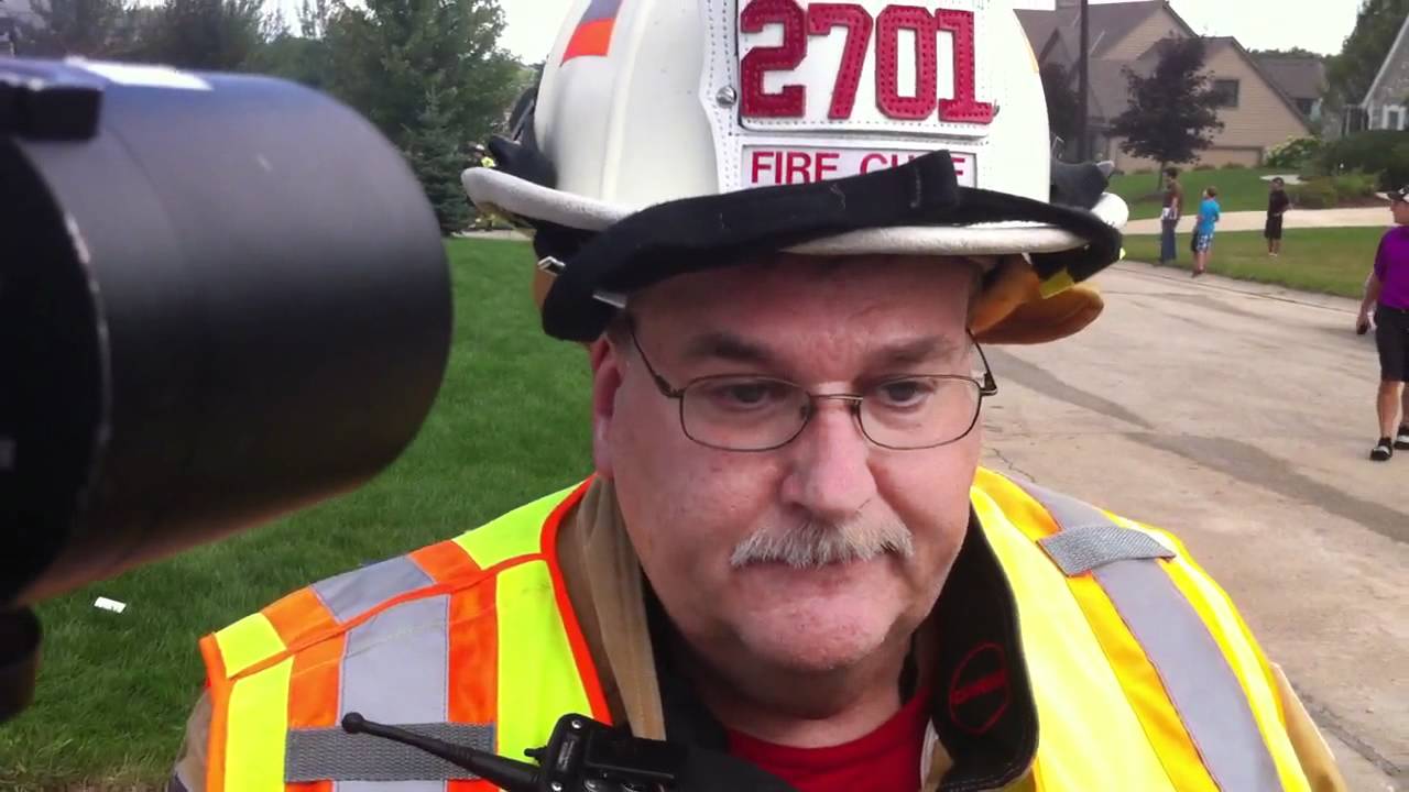 Fire chief on Menomonee Falls fire - YouTube