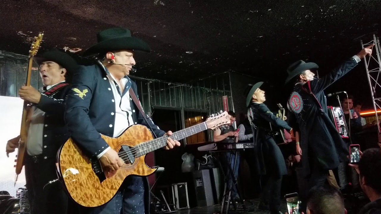 Grupo Exterminador-Las Monjitas,en vivo Mix - YouTube