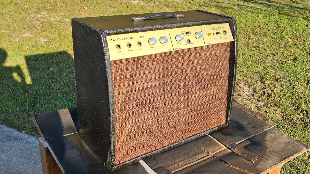 1964 Magnatone 421 Guitar Amplifier - Mods, Notes & Sound Demo - YouTube
