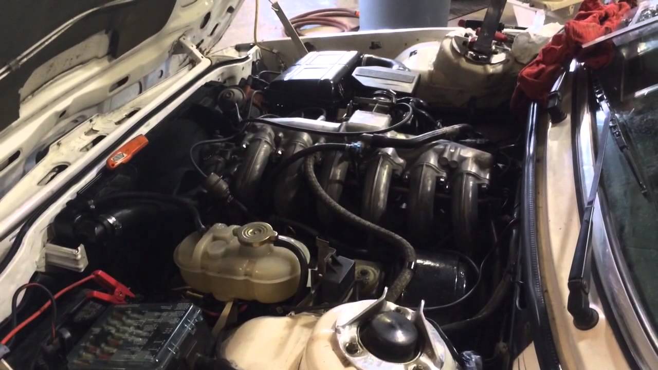 bmw e12 M 535i first start in two years - YouTube