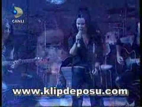 Şebnem Ferah-Sil Baştan Beyaz Show(18.04.2008)