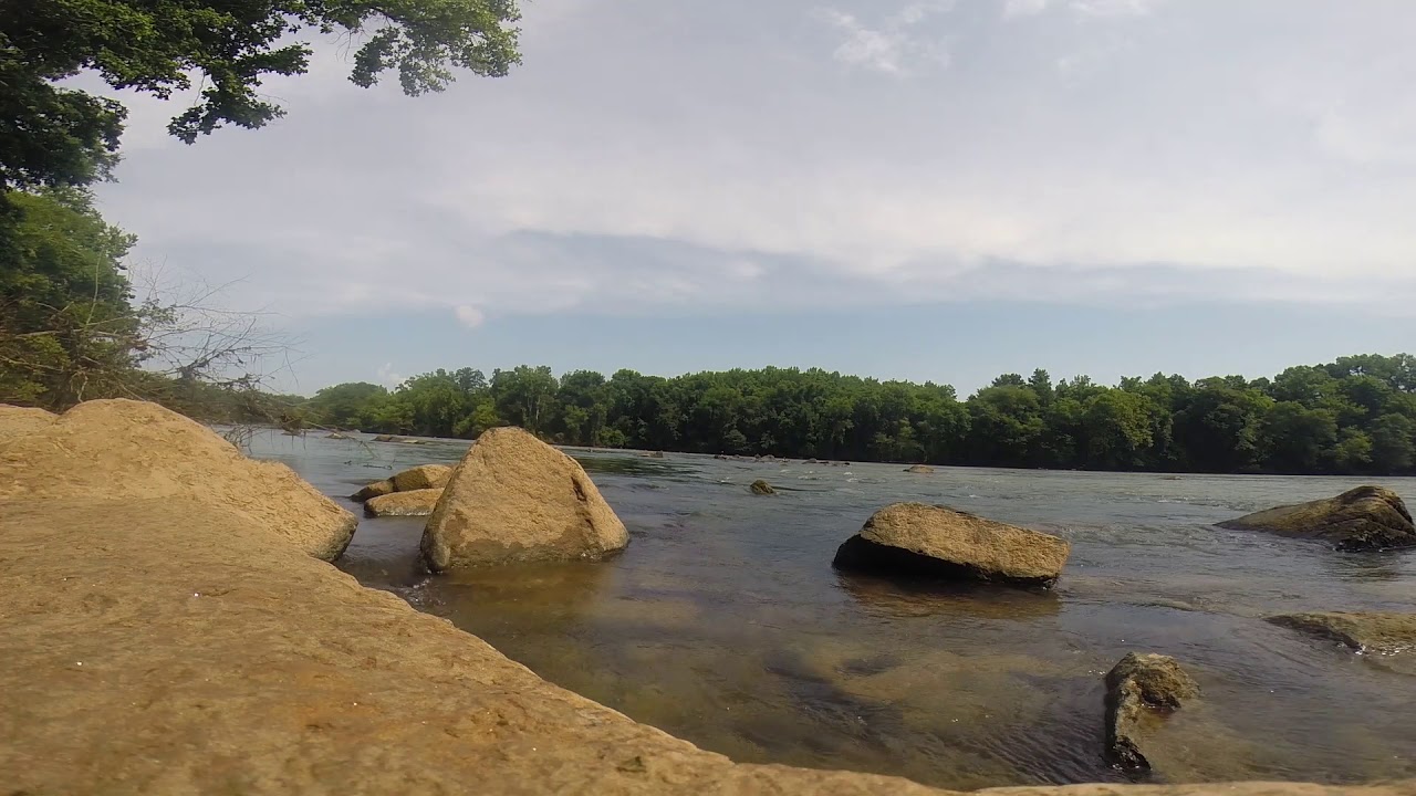 Two minutes and 8 seconds of the Catawba River. - YouTube