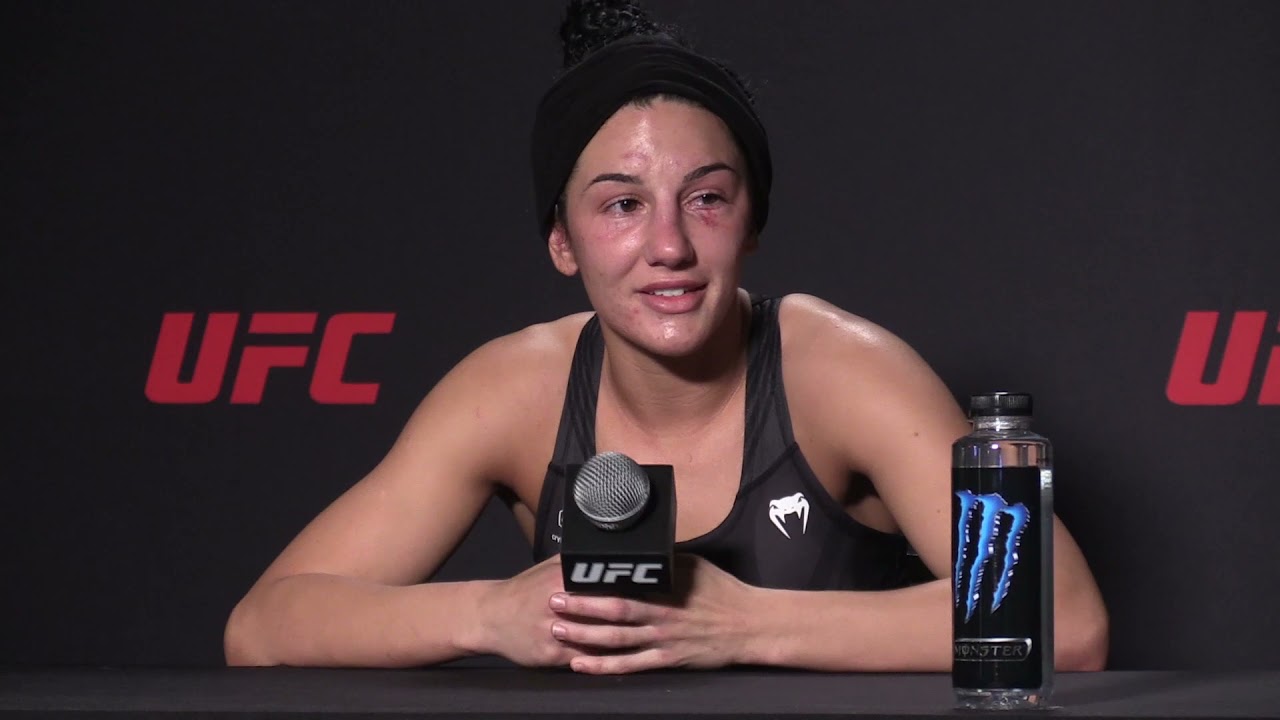 Cheyanne Buys: “I Couldn’t Breathe” 18 days before her fight - YouTube