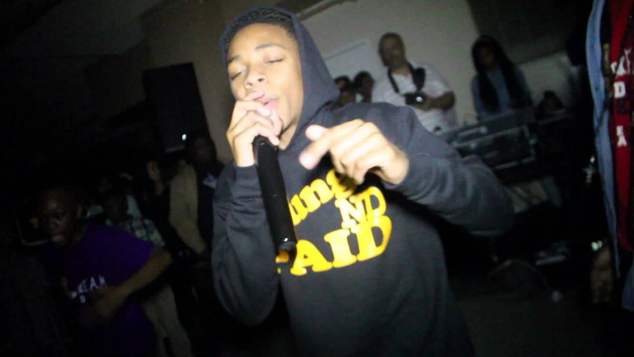 @DOLLARBOYZ LIVE PERFORMANCE OF SWAG SURFING AT DREAMWORLD #KEY2URHEART ...