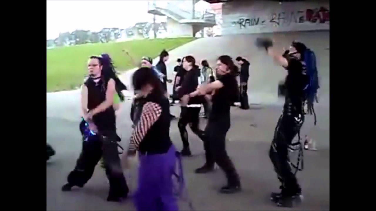 Dancing Emo kids Weed Engine - YouTube