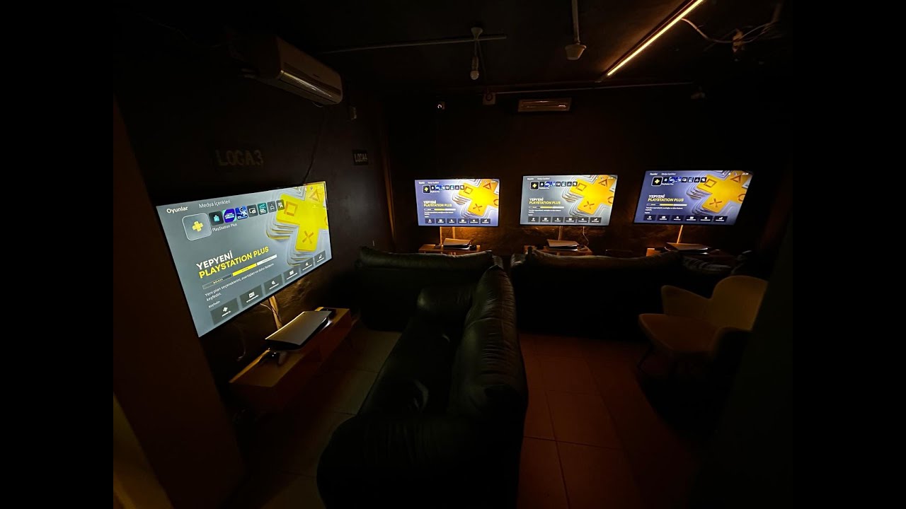 New Cafe&Playstation - YouTube