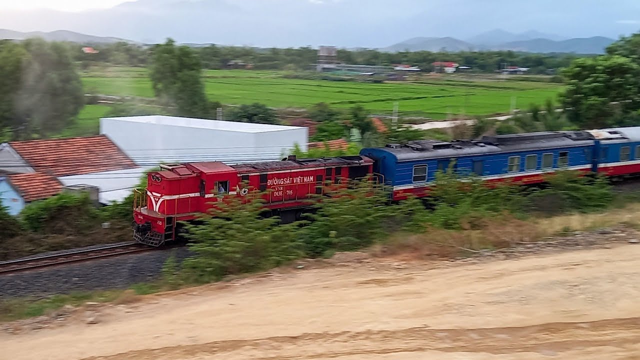 D13E-705 SQN1 (17:39 | 8 - 7 - 2022) - YouTube