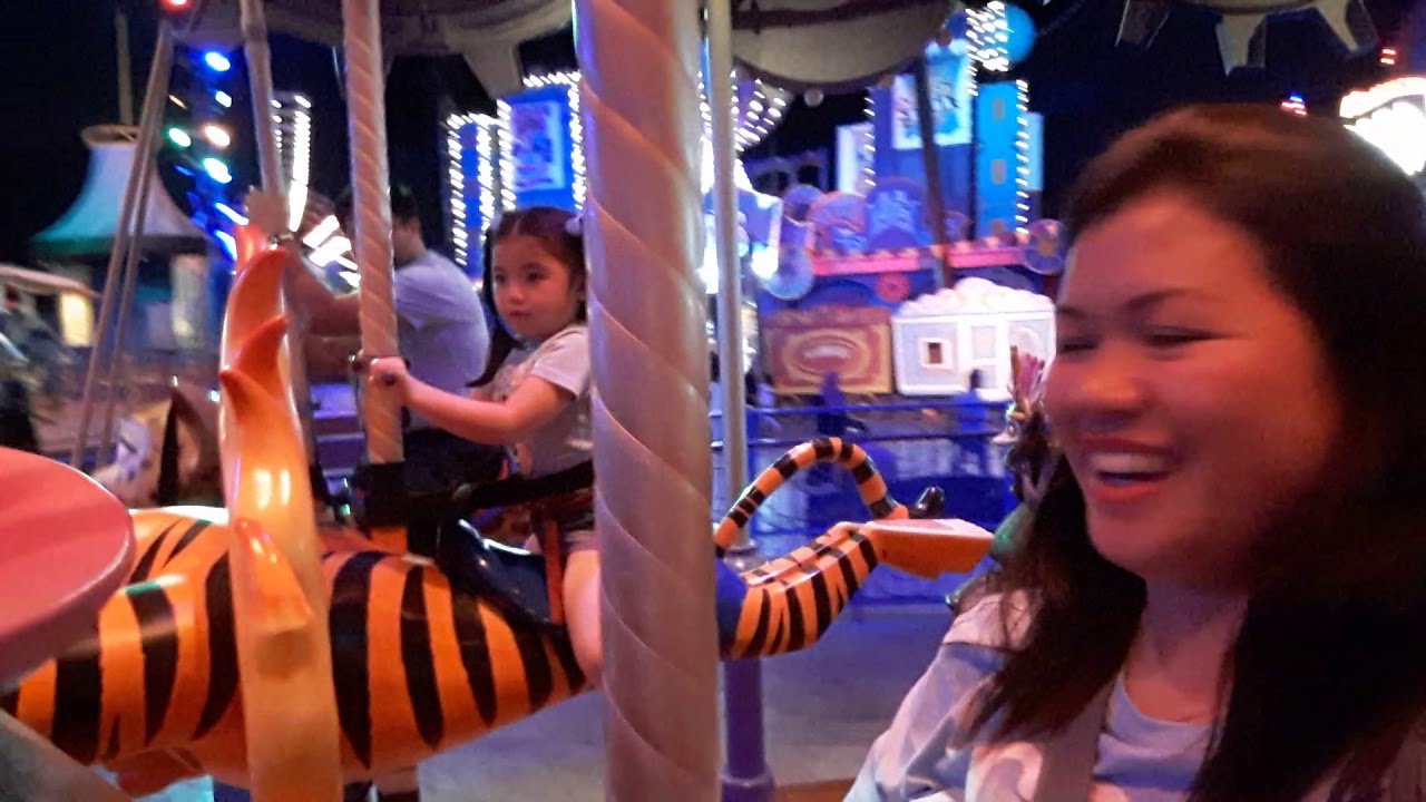 CAROUSEL RIDE AT DUBAI MOTIONGATE - YouTube
