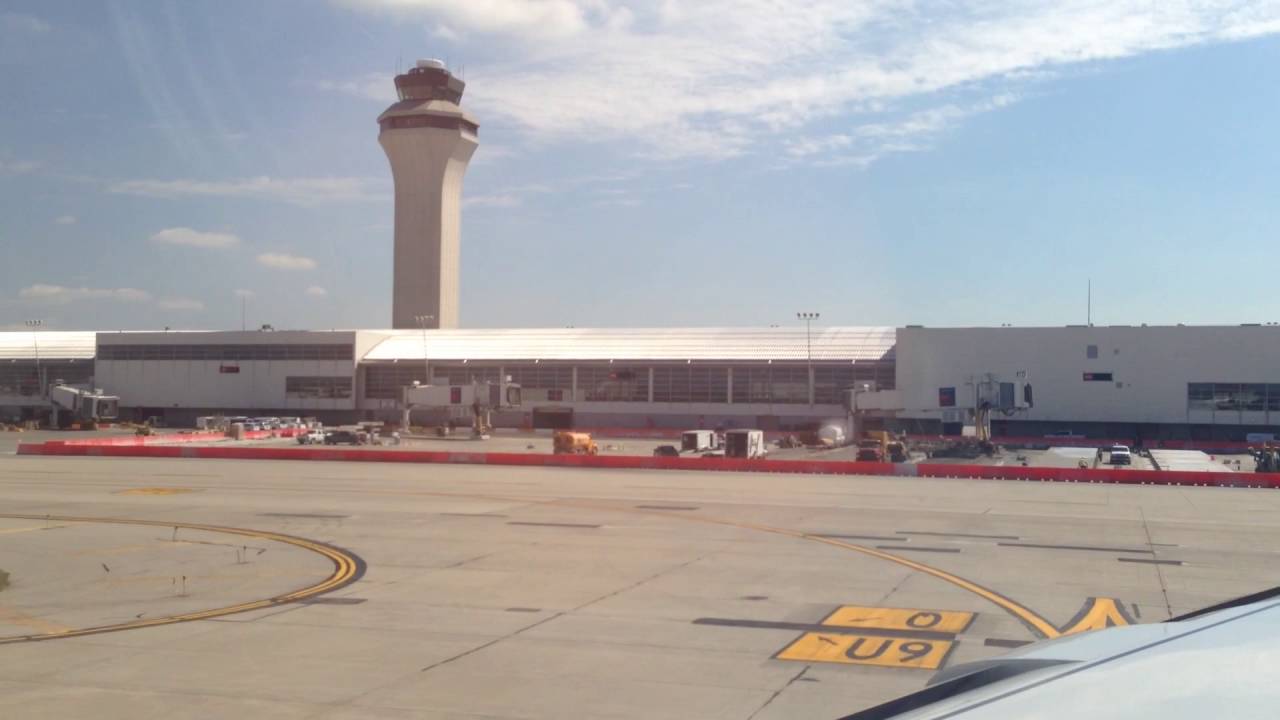 Delta Flight DL629, Airbus A330-200 N851NW, Push back from DTW Gate A38 ...