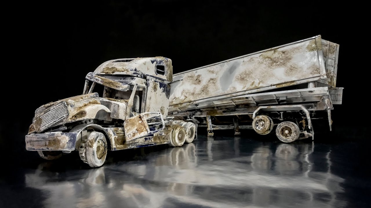 Freightliner Columbia Restoration Abandoned American Truck - YouTube