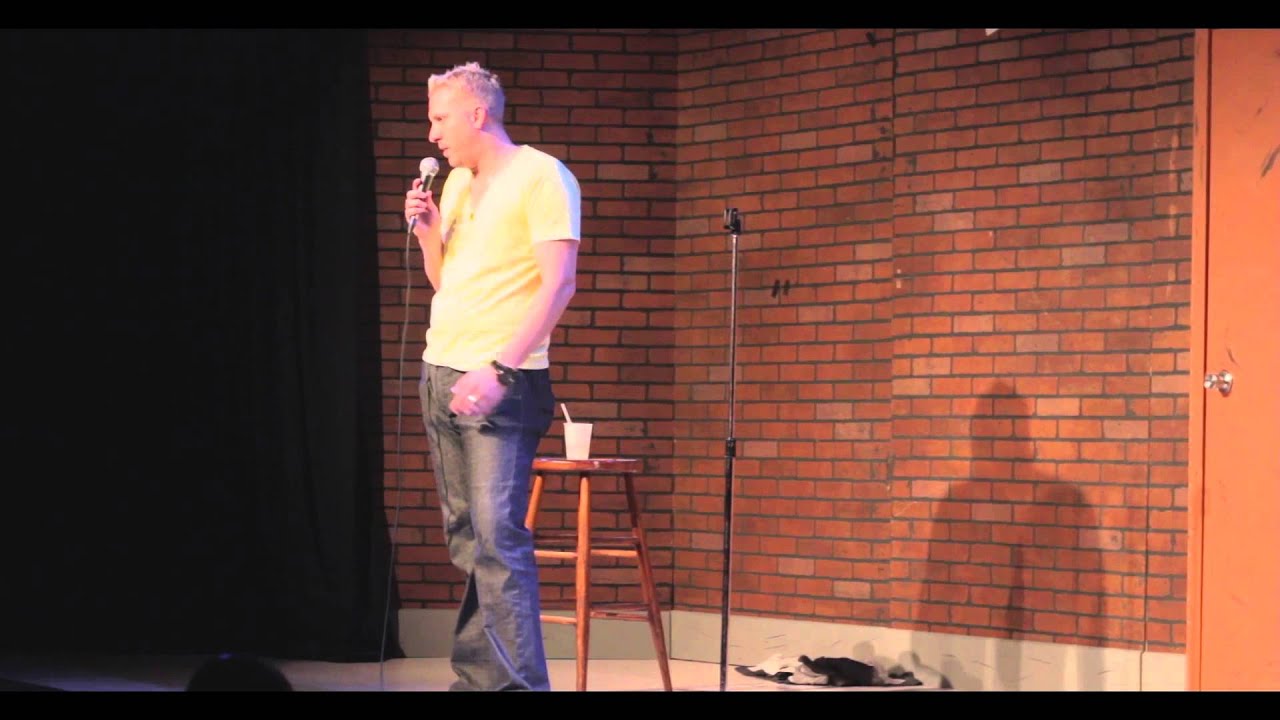 Ryan Hillis - Live @ Class act Dinner Theater - YouTube