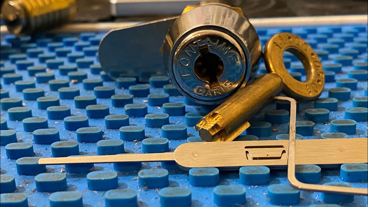[499] Fontaine French Pump Lock Picked - YouTube