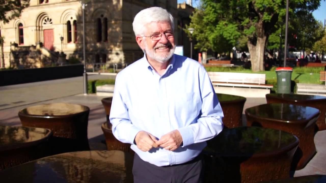 The 'Fourteen Pieces' Fountain, North Terrace - Keith Conlon - YouTube