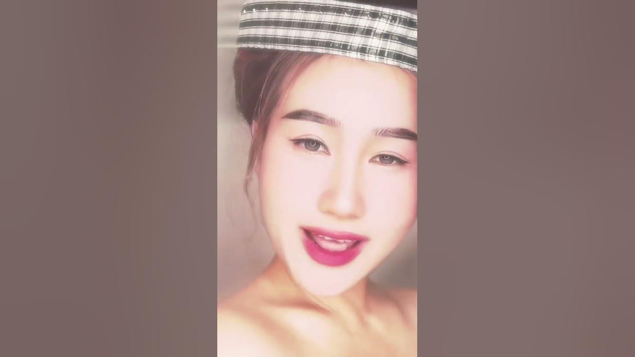 Txob saib saib 😂 - YouTube