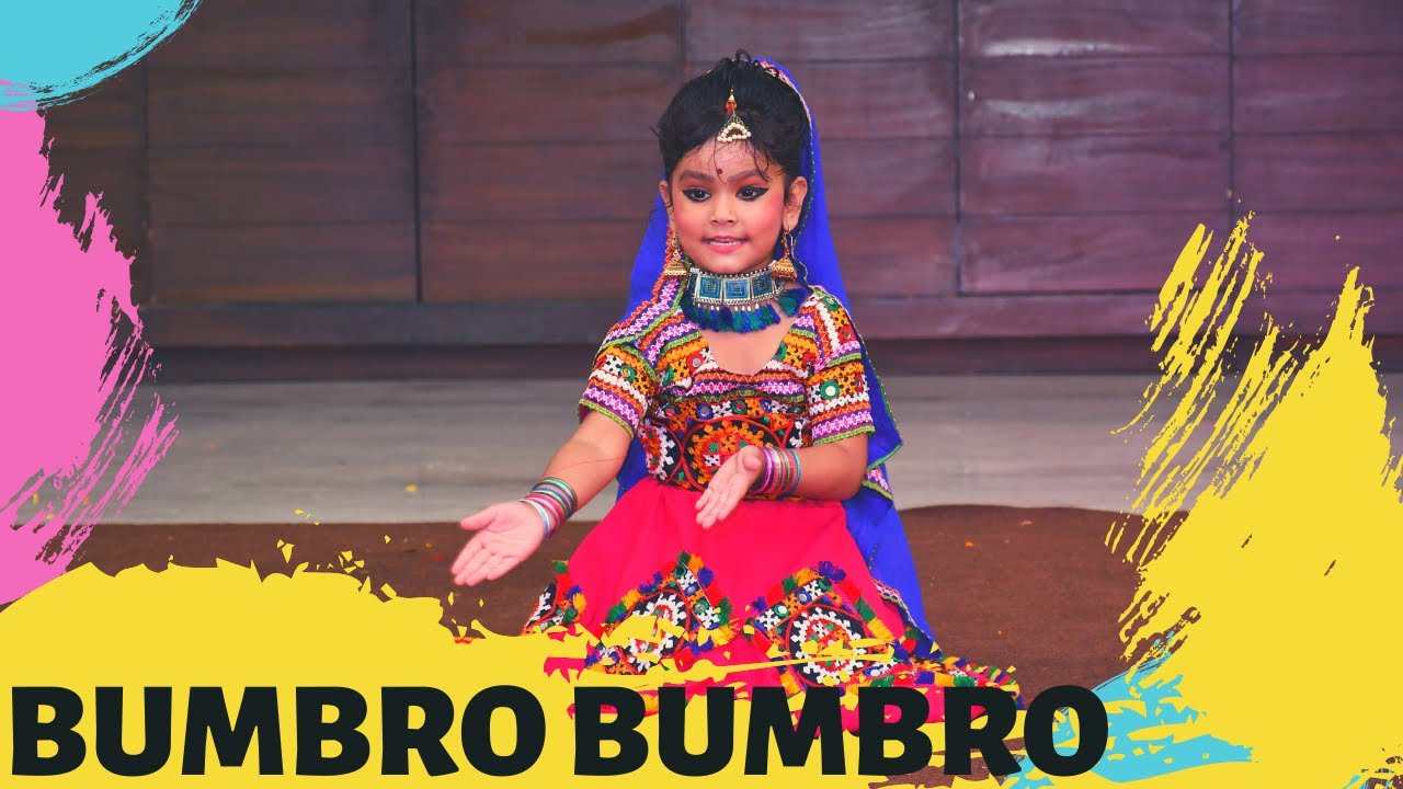 CUTE LITTLE GIRL DANCING ON BUMBRO BUMBRO SONG | Mission Kashmir ...