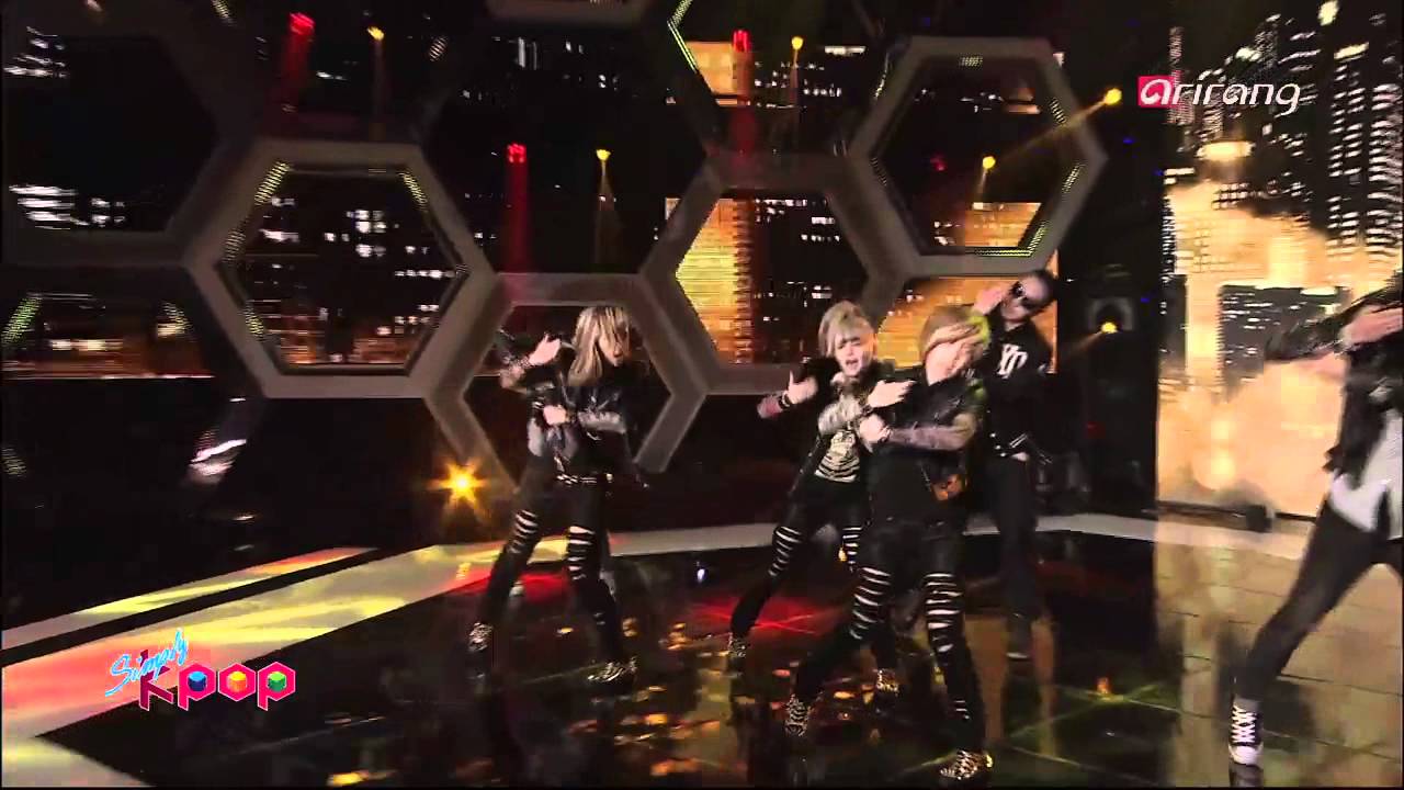 D-UNIT(디유닛) - ♬ Luv Me [Simply K-Pop] - YouTube