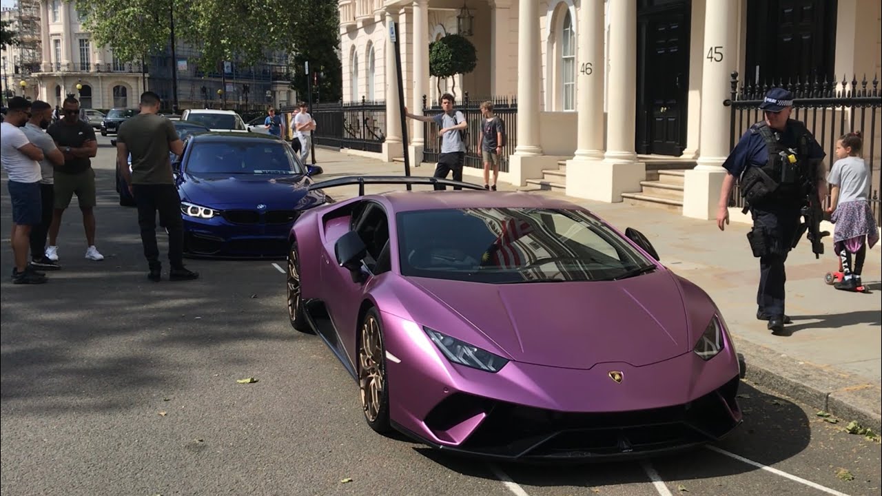 ARMED POLICE Pull Up To 2023 London Car Meet! | Supercars In London ...
