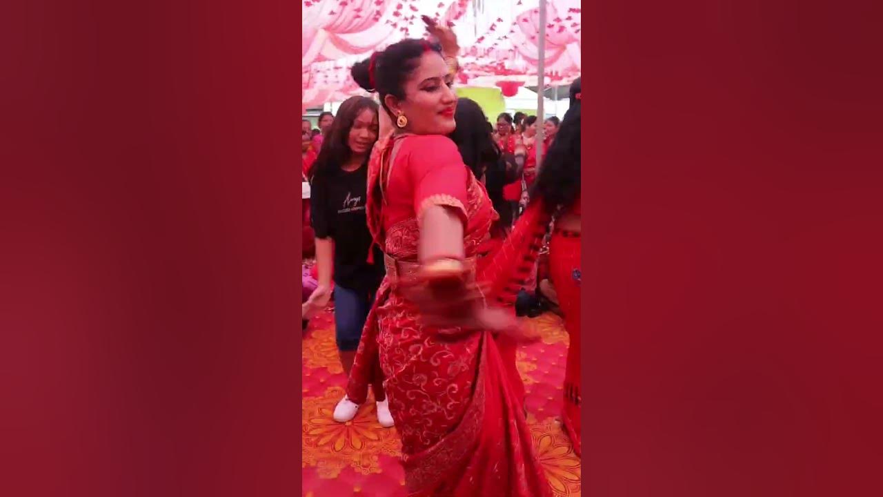 gita Bhandari dance video teej bises lamahi dang || - YouTube