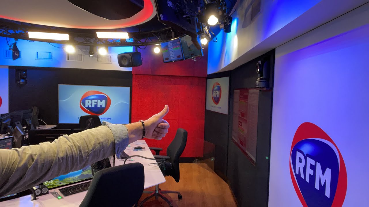 En direct du studio radio RFM - YouTube