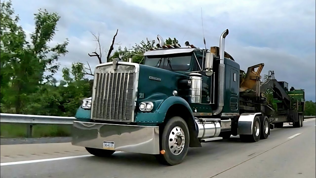 Trucks spotting PA - This pretty kw flat glass - pretty classic work ...