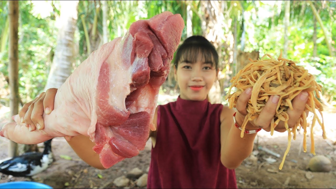 Yummy cooking Pork leg stew recipe - Cooking skill - YouTube