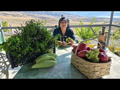 KÖYDE DOĞAL YAŞAM BAHÇEMİZDE MUTFAĞIMIZA KENDİ ÜRÜNLERİMİZ TAZE TAZE