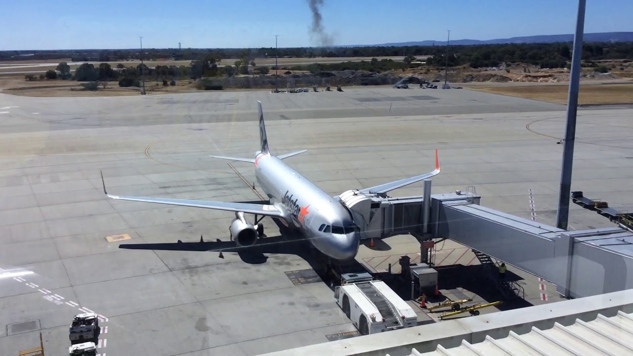 A random fire at Perth Airport - YouTube